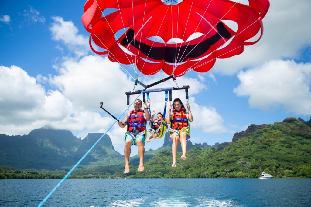Stéphane, parachutiste ascensionnel à Moorea - Hommes de Polynésie