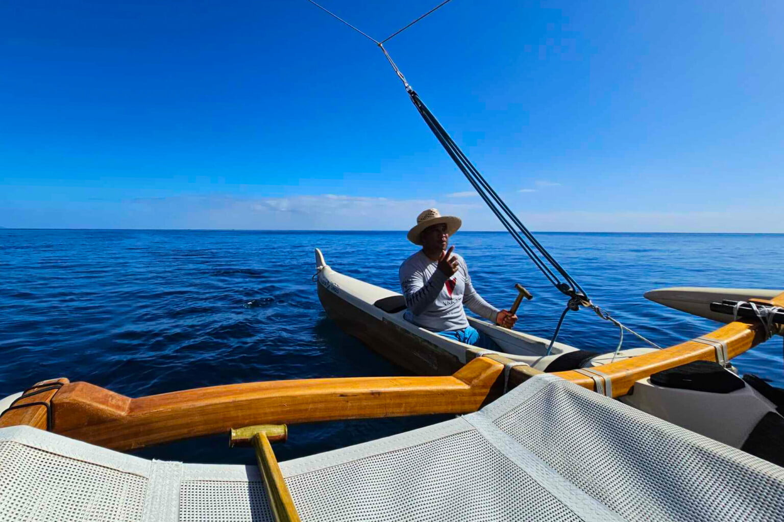 Teiva Véronique-Gatata, la pirogue à voile pour se connecter aux ...